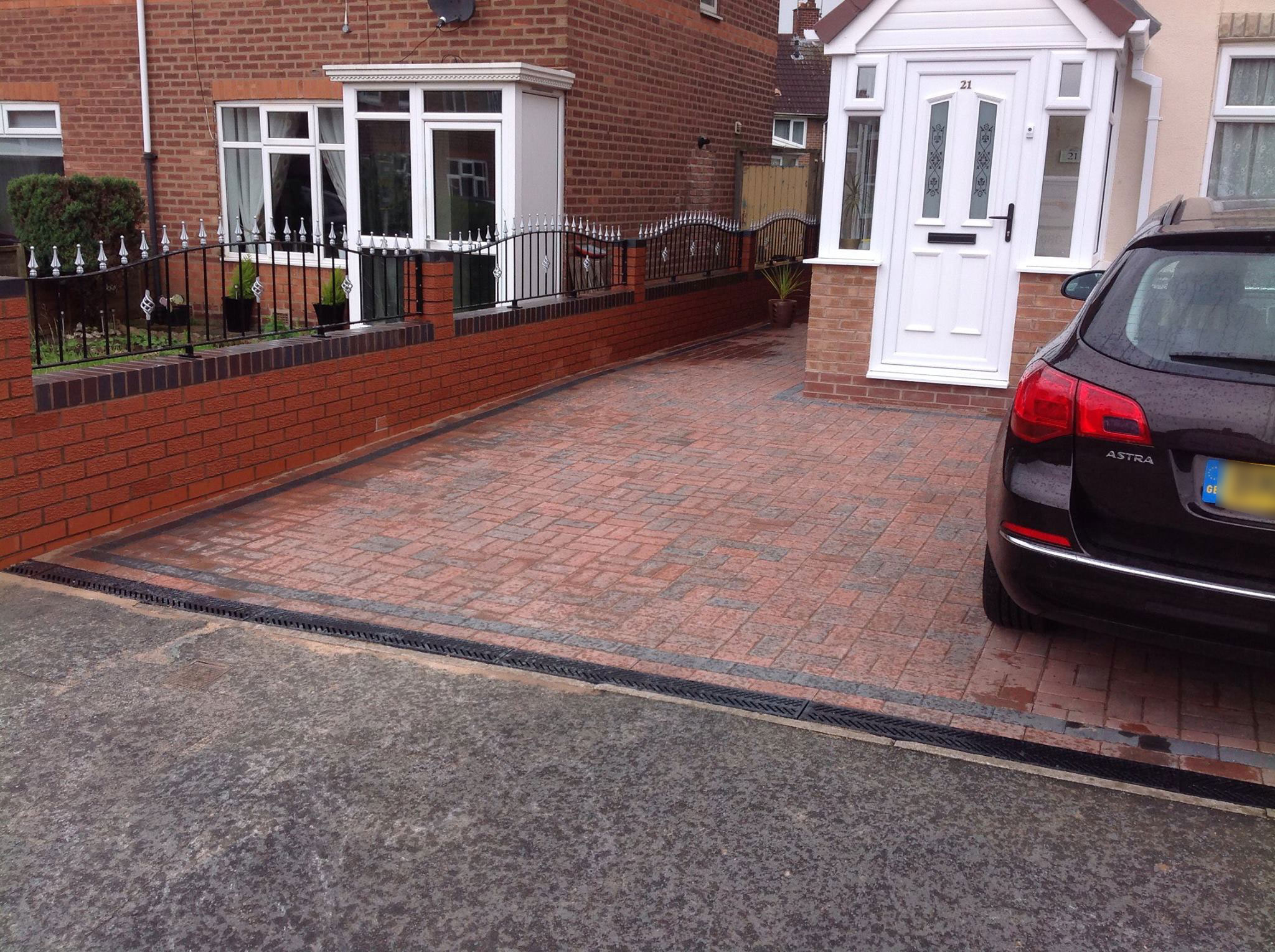 Portfolio - Driveways - Green Room Landscapes